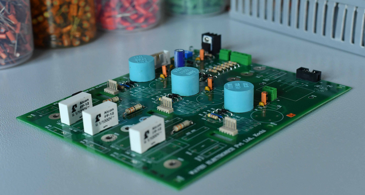 Printed Circuit Board – Waves Electronics